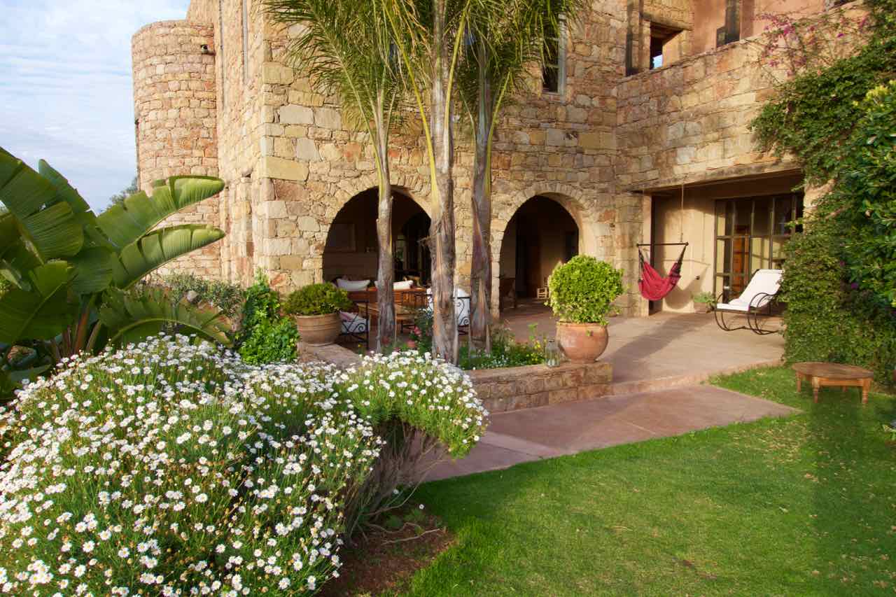 Demnate Sehenswürdigkeiten, Umgebung + Hoteltipps