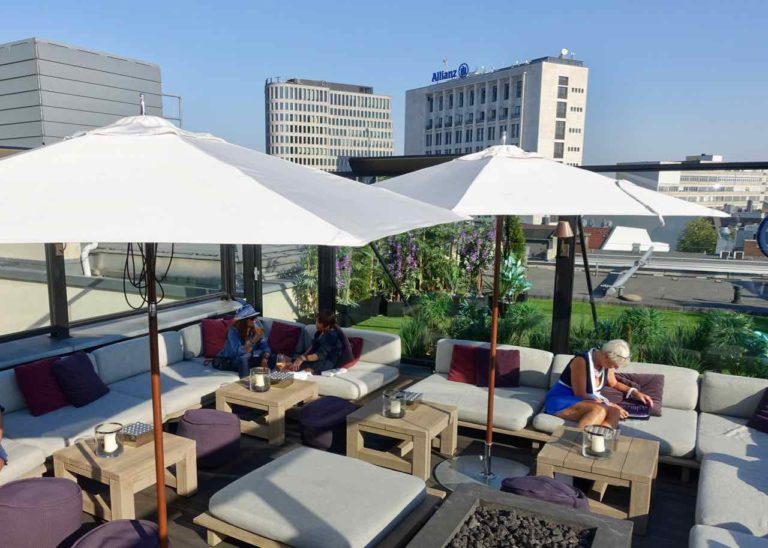 Die schönsten Berlin Rooftop-Bars, Dachterrassen + Aussichtspunkte