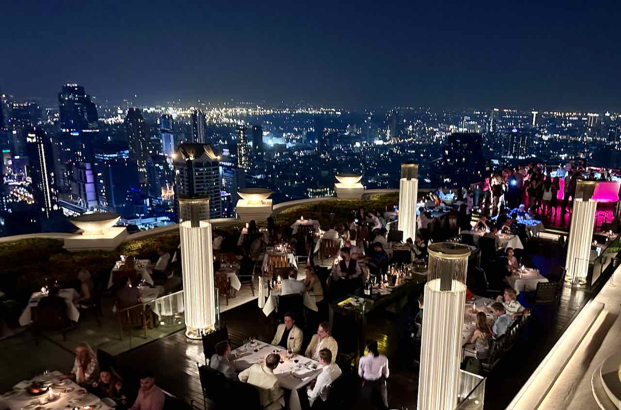Die schönsten Bangkok Rooftop Bars, Dachterrassen + Aussichtspunkte